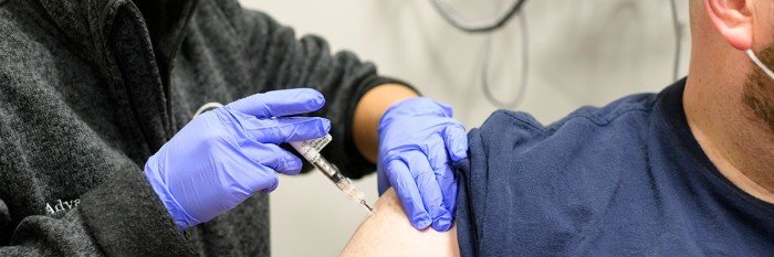 2025–2026 COVID-19 Vaccine for People With Cancer & Others With ...