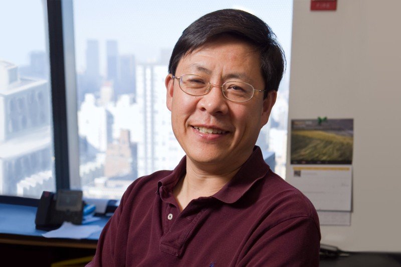 At Work: Biochemist Yueming Li | Sloan Kettering Institute